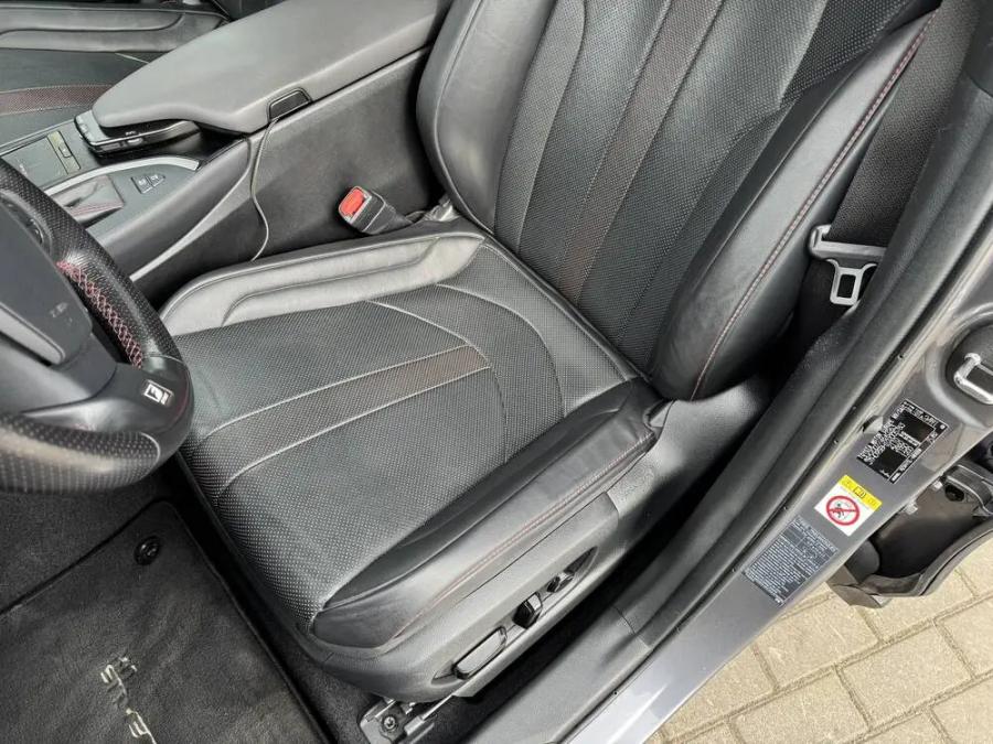 Pelēks Lexus UX 2019 Daugavpils, ar dzinēja tilpumu 2.00 L un nobraukumu 109 tūkst. km par 24950 €, foto 19 vietnē AUTOMOTO.COM.LV