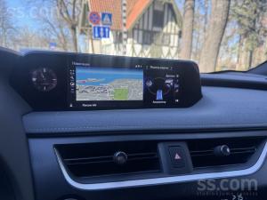 Pelēks Lexus UX 2020 Rīga, ar dzinēja tilpumu 2.00 L un nobraukumu 0 tūkst. km par 18970 €, foto 28 vietnē AUTOMOTO.COM.LV