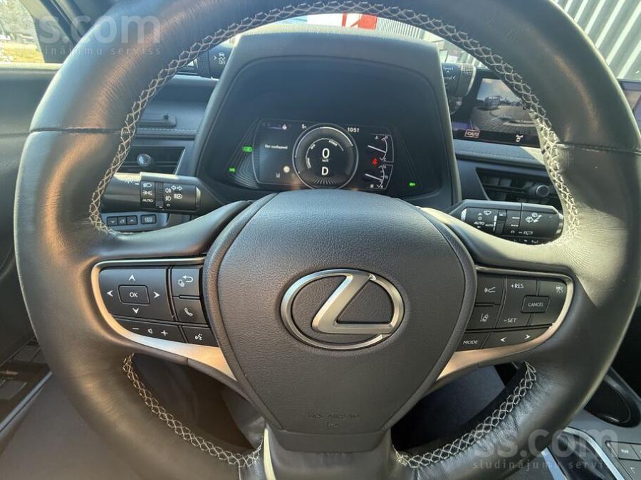 Pelēks Lexus UX 2020 Rīga, ar dzinēja tilpumu 2.00 L un nobraukumu 0 tūkst. km par 18970 €, foto 31 vietnē AUTOMOTO.COM.LV