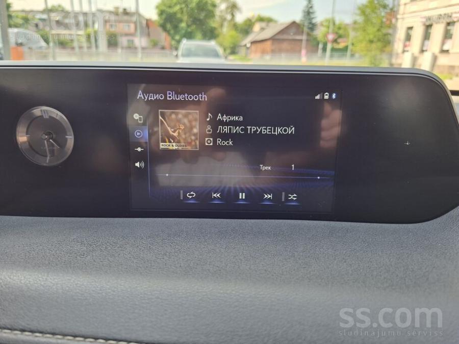 Pelēks Lexus UX 2020 Daugavpils, ar dzinēja tilpumu 2.00 L un nobraukumu 77 tūkst. km par 19900 €, foto 27 vietnē AUTOMOTO.COM.LV