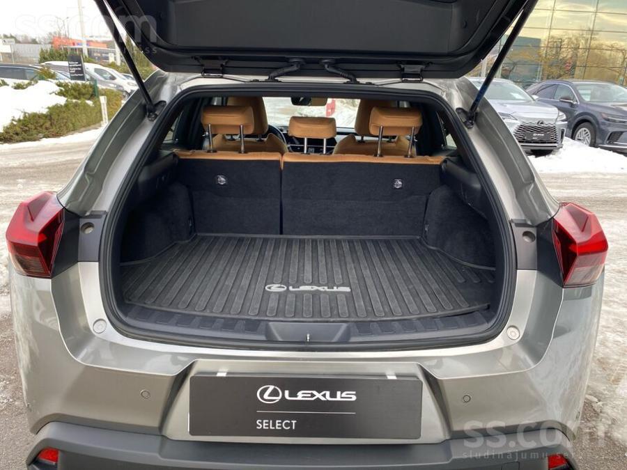 Pelēks Lexus UX 2023 Rīga, ar dzinēja tilpumu 2.00 L un nobraukumu 43 tūkst. km par 29900 €, foto 11 vietnē AUTOMOTO.COM.LV