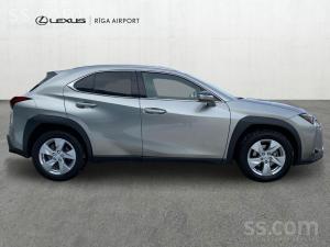 Pelēks Lexus UX 2023 Rīga, ar dzinēja tilpumu 2.00 L un nobraukumu 43 tūkst. km par 29900 €, foto 17 vietnē AUTOMOTO.COM.LV