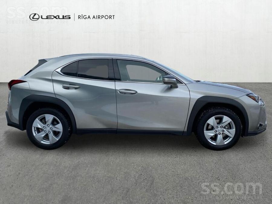 Pelēks Lexus UX 2023 Rīga, ar dzinēja tilpumu 2.00 L un nobraukumu 43 tūkst. km par 29900 €, foto 17 vietnē AUTOMOTO.COM.LV