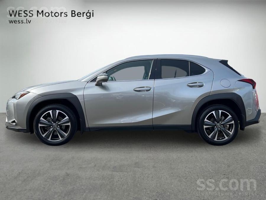 Grey Lexus UX 2024 in Riga, with an engine capacity of 2.00 L and mileage of 35 thousand km for 31990 €, photo 4 on AUTOMOTO.COM.LV