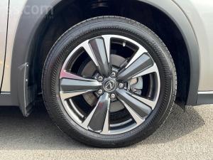 Grey Lexus UX 2024 in Riga, with an engine capacity of 2.00 L and mileage of 35 thousand km for 31990 €, photo 25 on AUTOMOTO.COM.LV