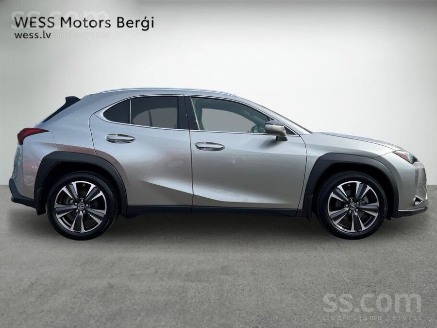 Grey Lexus UX 2024 in Riga, with an engine capacity of 2.00 L and mileage of 35 thousand km for 31990 €, photo 26 on AUTOMOTO.COM.LV