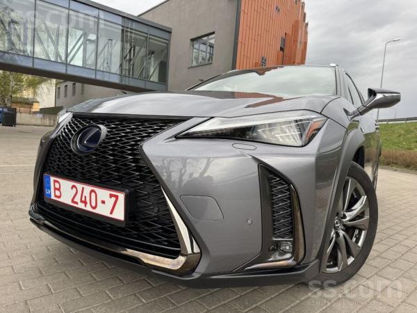 Pelēks Lexus UX 2019 Daugavpils, ar dzinēja tilpumu 2.50 L un nobraukumu 109 tūkst. km par 24950 €, foto 2 vietnē AUTOMOTO.COM.LV