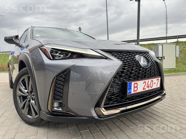 Grey Lexus UX 2019 in Daugavpils, with an engine capacity of 2.50 L and mileage of 109 thousand km for 24950 €, photo 10 on AUTOMOTO.COM.LV