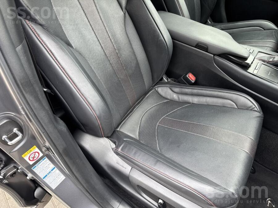 Pelēks Lexus UX 2019 Daugavpils, ar dzinēja tilpumu 2.50 L un nobraukumu 109 tūkst. km par 24950 €, foto 21 vietnē AUTOMOTO.COM.LV