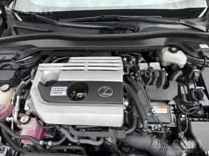 Pelēks Lexus UX 2019 Daugavpils, ar dzinēja tilpumu 2.50 L un nobraukumu 109 tūkst. km par 24950 €, foto 31 vietnē AUTOMOTO.COM.LV