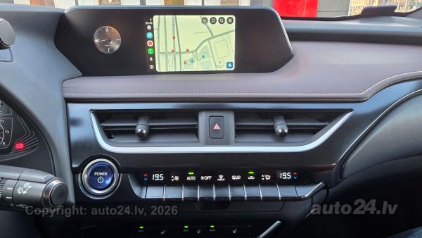 Pelēks Lexus UX 2020 Tallina, ar dzinēja tilpumu 2.00 L un nobraukumu 62 tūkst. km par 26500 €, foto 8 vietnē AUTOMOTO.COM.LV