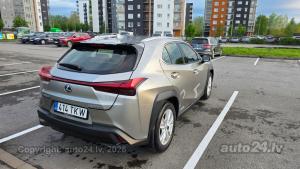 Pelēks Lexus UX 2020 Tallina, ar dzinēja tilpumu 2.00 L un nobraukumu 62 tūkst. km par 26500 €, foto 13 vietnē AUTOMOTO.COM.LV