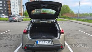 Pelēks Lexus UX 2020 Tallina, ar dzinēja tilpumu 2.00 L un nobraukumu 62 tūkst. km par 26500 €, foto 14 vietnē AUTOMOTO.COM.LV
