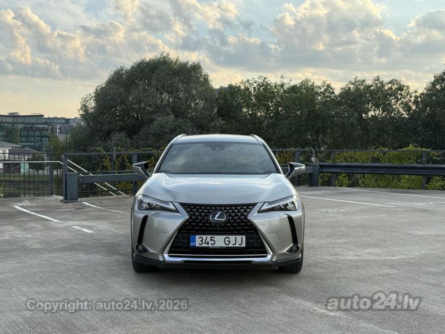 Pelēks Lexus UX 2021 Tartu, ar dzinēja tilpumu 2.00 L un nobraukumu 99 tūkst. km par 25800 €, foto 3 vietnē AUTOMOTO.COM.LV