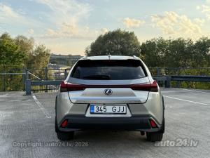 Pelēks Lexus UX 2021 Tartu, ar dzinēja tilpumu 2.00 L un nobraukumu 99 tūkst. km par 25800 €, foto 7 vietnē AUTOMOTO.COM.LV