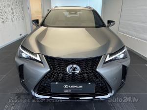 Серый Лексус UX 2024 в Таллин, объемом двигателя 2.00 л и пробегом 31 тыс. км за 35900 €, фото 4 на AUTOMOTO.COM.LV