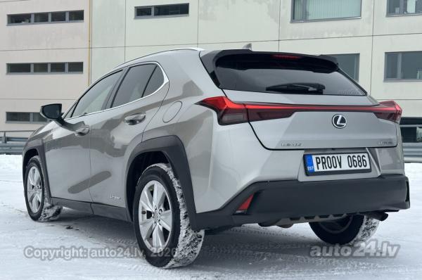 Grey Lexus UX 2021 in Tallinn, with an engine capacity of 1.99 L and mileage of 145 thousand km for 21800 €, photo 3 on AUTOMOTO.COM.LV