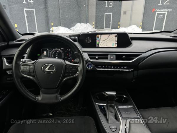 Grey Lexus UX 2021 in Tallinn, with an engine capacity of 1.99 L and mileage of 145 thousand km for 21800 €, photo 7 on AUTOMOTO.COM.LV