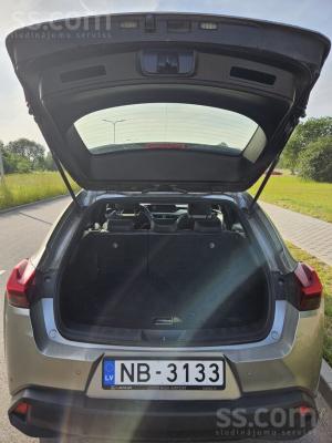 Lexus UX 2020 Rīga, ar dzinēja tilpumu 2.00 L un nobraukumu 80 tūkst. km par 22700 €, foto 9 vietnē AUTOMOTO.COM.LV