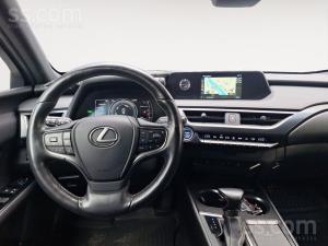 White Lexus UX 2021 in Riga, with an engine capacity of 2.00 L and mileage of 128 thousand km for 19900 €, photo 15 on AUTOMOTO.COM.LV