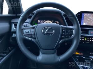 Balts Lexus UX 2023 Rīga, ar dzinēja tilpumu 2.00 L un nobraukumu 22 tūkst. km par 34900 €, foto 13 vietnē AUTOMOTO.COM.LV
