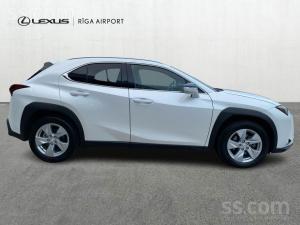 Balts Lexus UX 2023 Rīga, ar dzinēja tilpumu 2.00 L un nobraukumu 22 tūkst. km par 34900 €, foto 17 vietnē AUTOMOTO.COM.LV