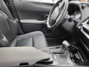 Balts Lexus UX 2021 Rīga, ar dzinēja tilpumu 2.00 L un nobraukumu 63 tūkst. km par 25500 €, foto 9 vietnē AUTOMOTO.COM.LV