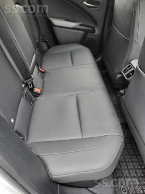 Balts Lexus UX 2021 Rīga, ar dzinēja tilpumu 2.00 L un nobraukumu 63 tūkst. km par 25500 €, foto 11 vietnē AUTOMOTO.COM.LV