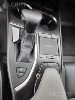 Balts Lexus UX 2021 Rīga, ar dzinēja tilpumu 2.00 L un nobraukumu 63 tūkst. km par 25500 €, foto 12 vietnē AUTOMOTO.COM.LV