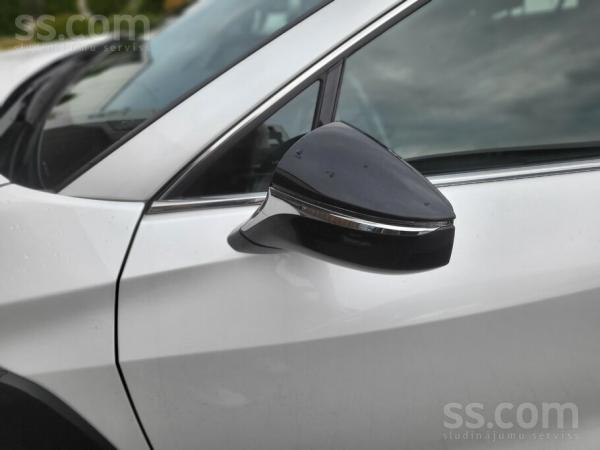 Белый Лексус UX 2021 в Рига, объемом двигателя 2.00 л и пробегом 63 тыс. км за 25500 €, фото 7 на AUTOMOTO.COM.LV