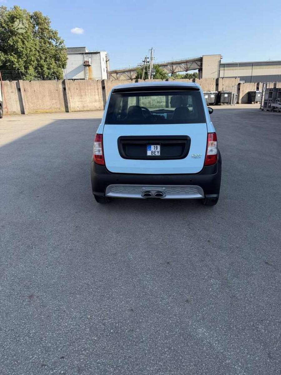 Blue Ligier Ixo 2012 in Marijampole, with an engine capacity of 0.50 L and mileage of 71 thousand km for 4700 €, photo 3 on AUTOMOTO.COM.LV