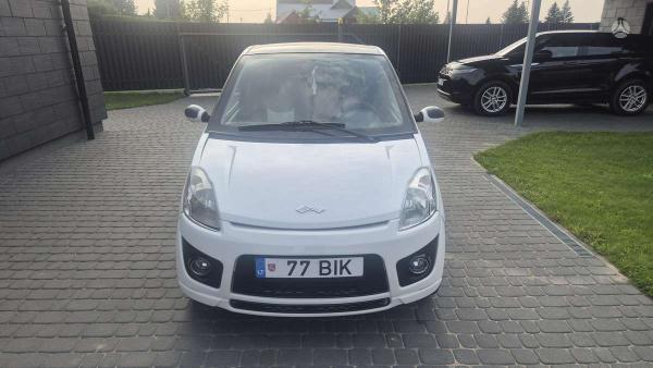 White Ligier Ixo 2012 in Marijampole, with an engine capacity of 0.50 L and mileage of 70 thousand km for 4200 €, photo 3 on AUTOMOTO.COM.LV