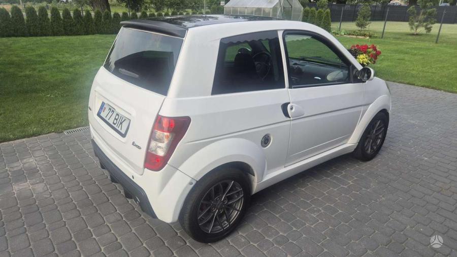 White Ligier Ixo 2012 in Marijampole, with an engine capacity of 0.50 L and mileage of 70 thousand km for 4200 €, photo 11 on AUTOMOTO.COM.LV