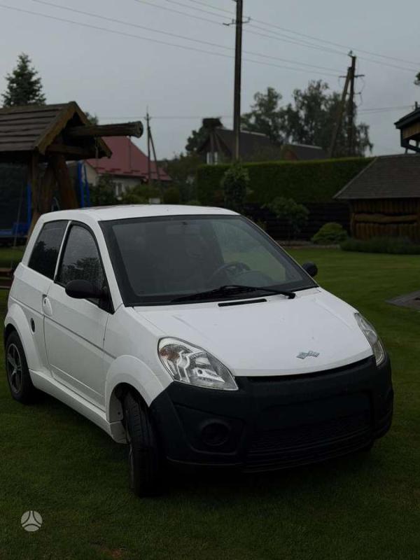 White Ligier Ixo 2014 in Taurage, with an engine capacity of 0.00 L and mileage of 62 thousand km for 4600 €, photo 3 on AUTOMOTO.COM.LV