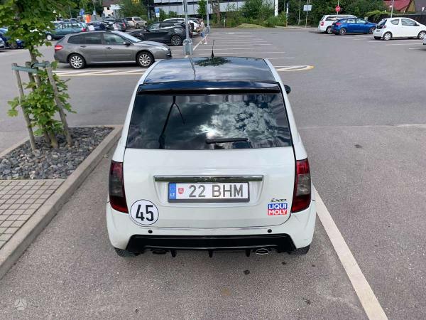 White Ligier Ixo 2010 in Vilnius, with an engine capacity of 0.44 L and mileage of 64 thousand km for 4500 €, photo 5 on AUTOMOTO.COM.LV