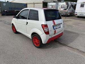 White Ligier Ixo 2011 in Klaipeda, with an engine capacity of 0.50 L and mileage of 44 thousand km for 3000 €, photo 8 on AUTOMOTO.COM.LV