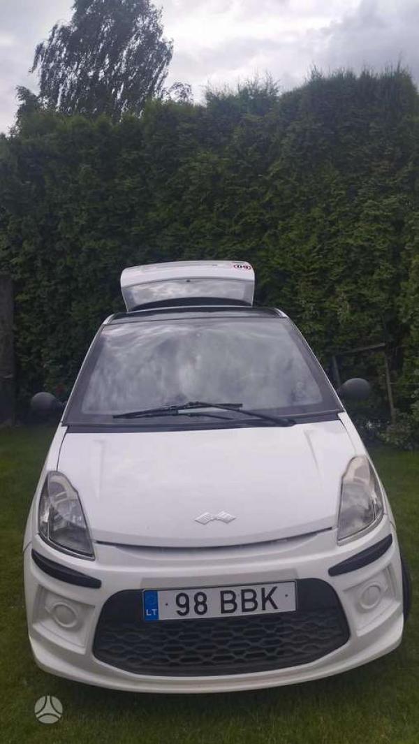 Balts Ligier Ixo 2012 Kauņa, ar dzinēja tilpumu 0.51 L un nobraukumu 93 tūkst. km par 4100 €, foto 2 vietnē AUTOMOTO.COM.LV
