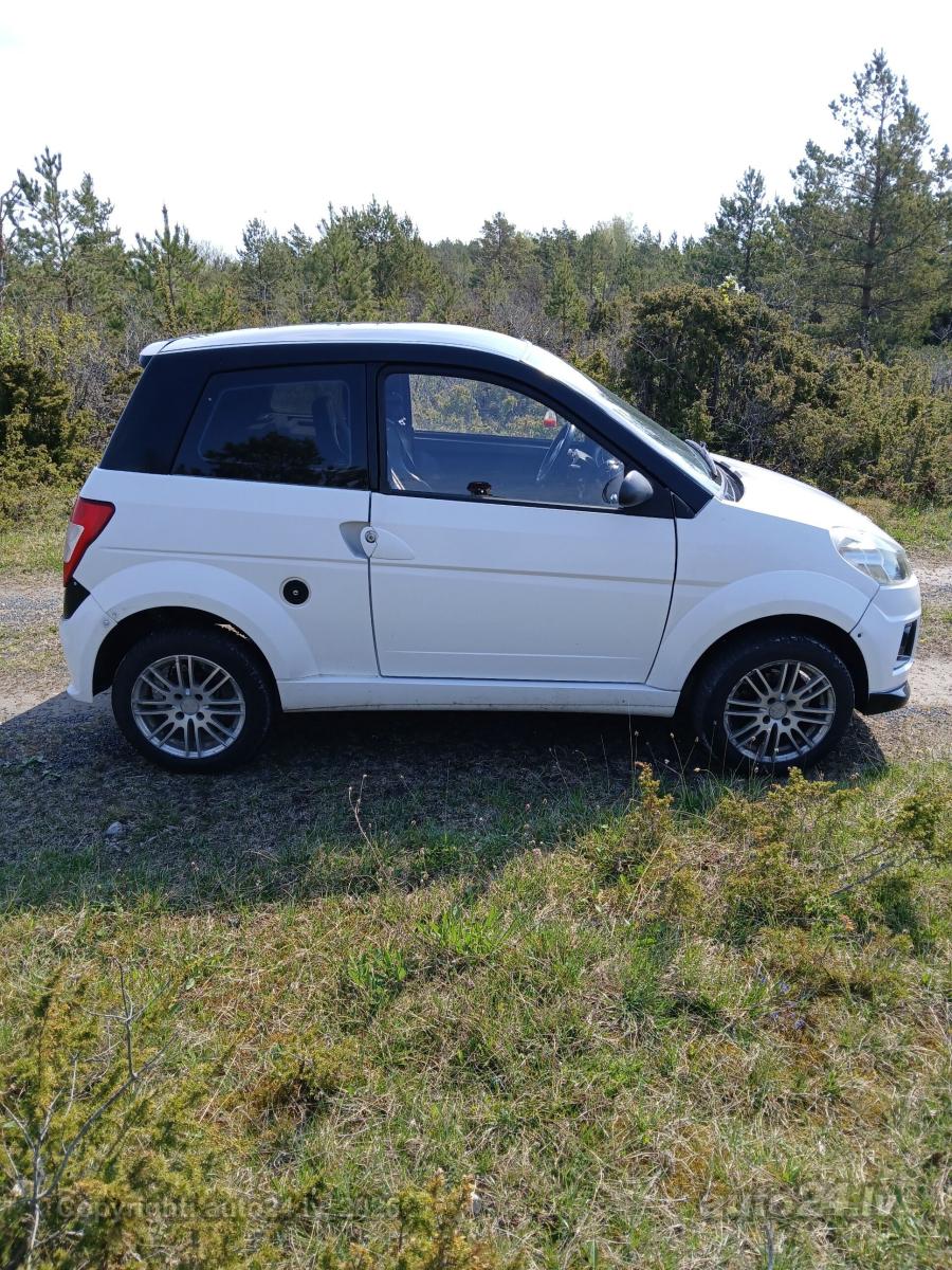 Balts Ligier Ixo 2014 Kuresāre, ar dzinēja tilpumu 0.51 L un nobraukumu 65 tūkst. km par 2600 €, foto 5 vietnē AUTOMOTO.COM.LV