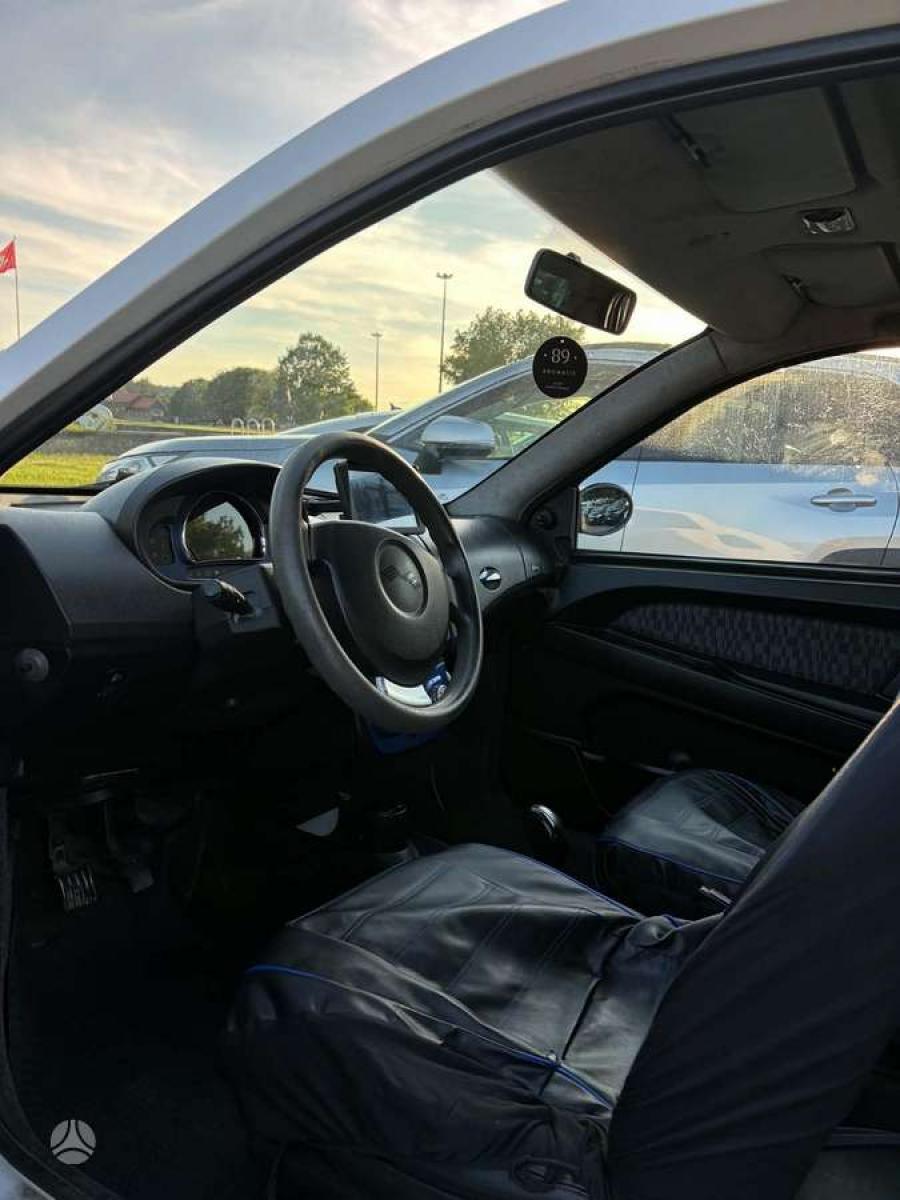 Balts Ligier Ixo 2012 Kauņa, ar dzinēja tilpumu 0.51 L un nobraukumu 36 tūkst. km par 4000 €, foto 7 vietnē AUTOMOTO.COM.LV