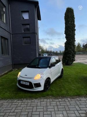 Balts Ligier Ixo 2014 Kretinga, ar dzinēja tilpumu 0.00 L un nobraukumu 35 tūkst. km par 5450 €, foto  vietnē AUTOMOTO.COM.LV