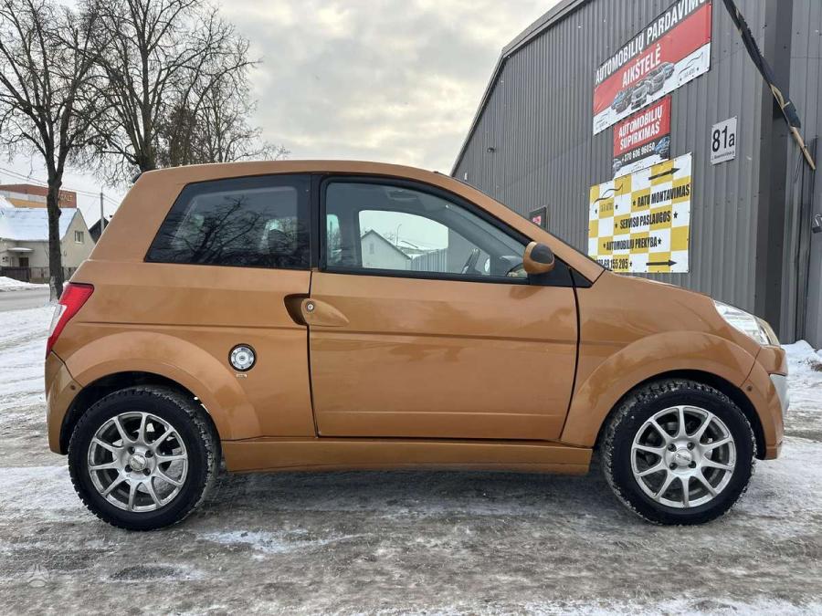 Yellow Ligier Ixo 2011 in Siauliai, with an engine capacity of 4.40 L and mileage of 41 thousand km for 5450 €, photo 8 on AUTOMOTO.COM.LV