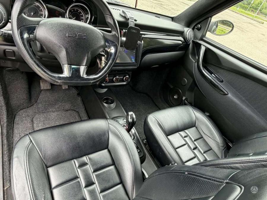 Black Ligier JS 50 2018 in Klaipeda, with an engine capacity of 0.40 L and mileage of 65 thousand km for 7000 €, photo 11 on AUTOMOTO.COM.LV