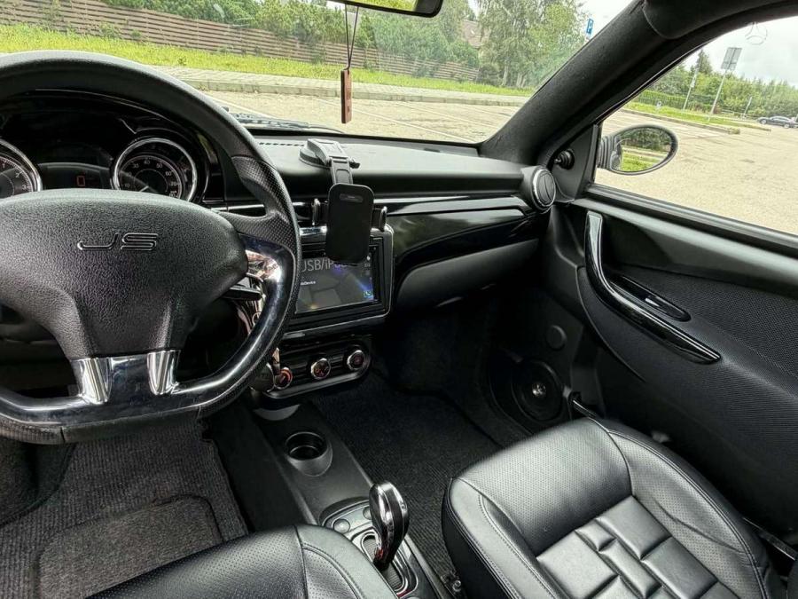 Black Ligier JS 50 2018 in Klaipeda, with an engine capacity of 0.40 L and mileage of 65 thousand km for 7000 €, photo 13 on AUTOMOTO.COM.LV