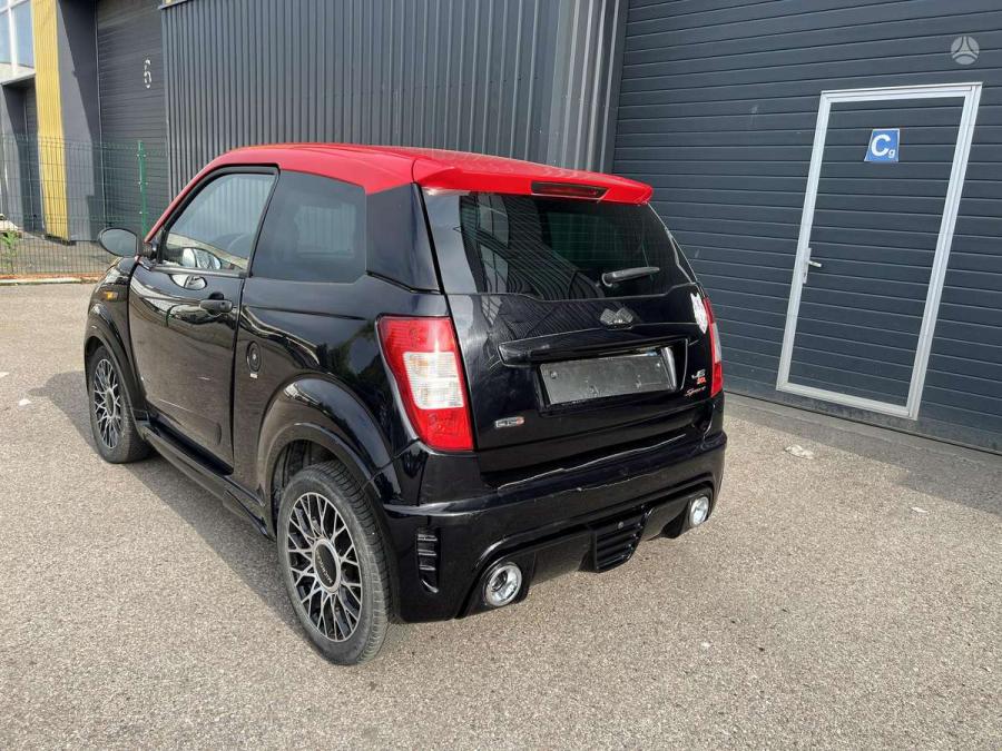 Black Ligier JS 50 2018 in Alytus, with an engine capacity of 0.48 L and mileage of 32 thousand km for 7600 €, photo 11 on AUTOMOTO.COM.LV