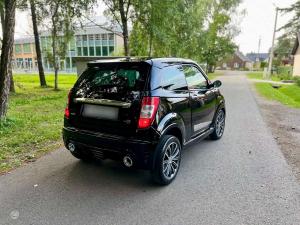 Black Ligier JS 50 2018 in Panevezys, with an engine capacity of 0.49 L and mileage of 31 thousand km for 8499 €, photo 5 on AUTOMOTO.COM.LV