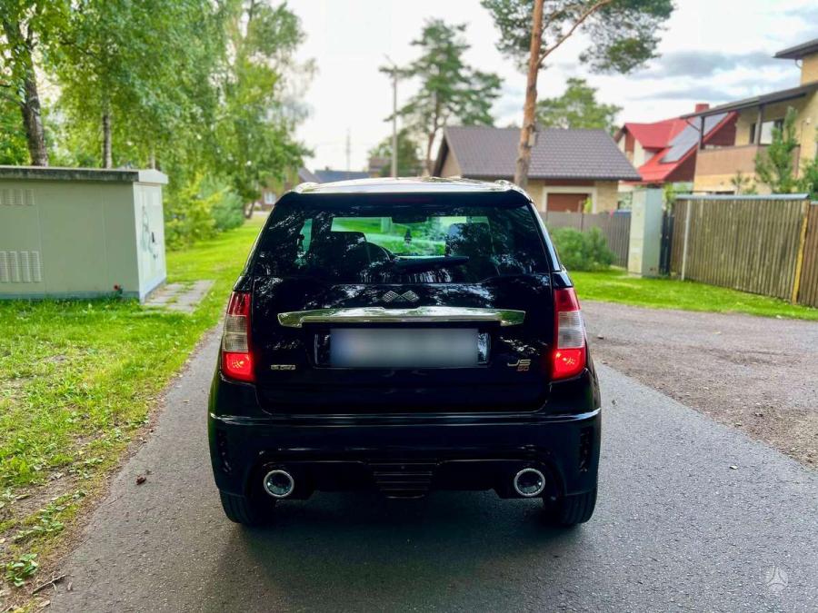 Black Ligier JS 50 2018 in Panevezys, with an engine capacity of 0.49 L and mileage of 31 thousand km for 8499 €, photo 6 on AUTOMOTO.COM.LV