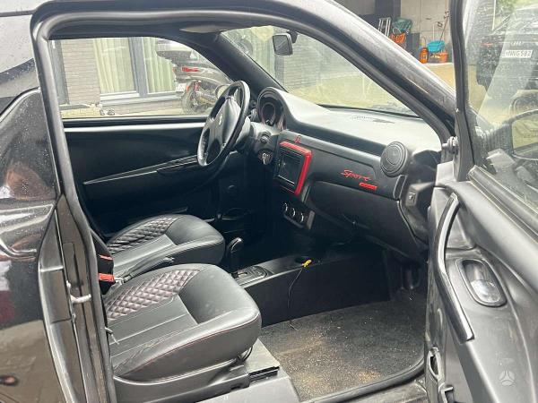 Black Ligier JS 50 2019 in Vilnius, with an engine capacity of 0.49 L and mileage of 11 thousand km for 8990 €, photo 10 on AUTOMOTO.COM.LV