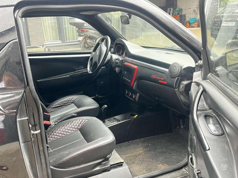 Black Ligier JS 50 2019 in Vilnius, with an engine capacity of 0.49 L and mileage of 11 thousand km for 8990 €, photo 11 on AUTOMOTO.COM.LV