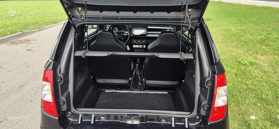 Black Ligier JS 50 2024 in Siauliai, with an engine capacity of 0.48 L and mileage of 27 thousand km for 10750 €, photo 13 on AUTOMOTO.COM.LV