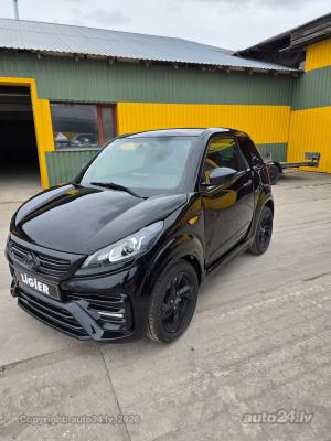 Melns Ligier JS 50 2024 Tartu, ar dzinēja tilpumu 0.49 L un nobraukumu 8 tūkst. km par 14290 €, foto 3 vietnē AUTOMOTO.COM.LV